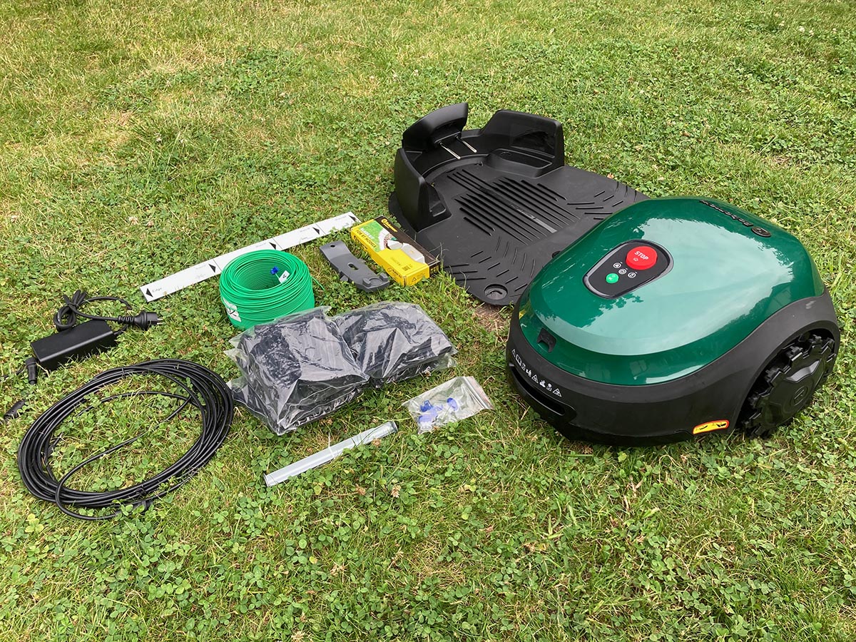 Technik zu Hause: Perfekter Rasen ohne Arbeit - Mähroboter Robomow ...